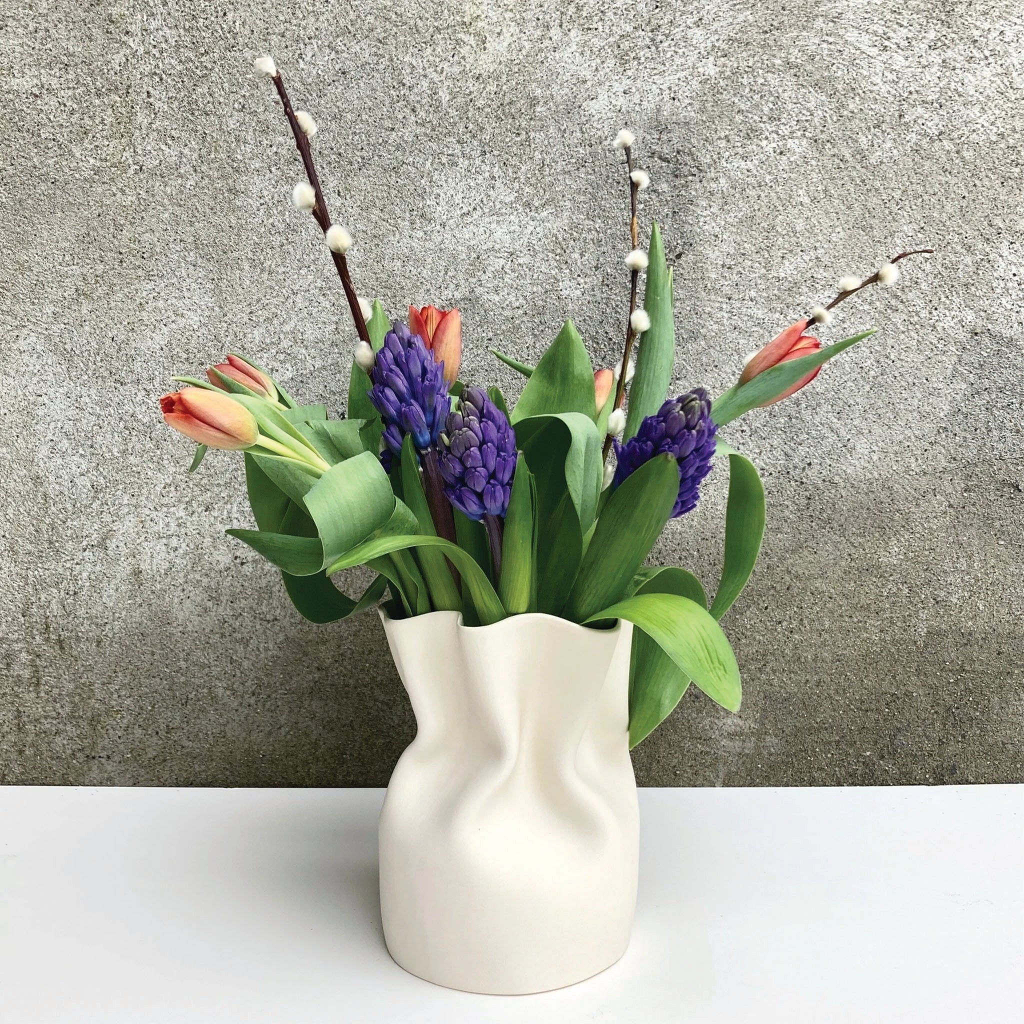Alicja Ceramics | Dumpling Ceramic Vase – Forest & Field Collective